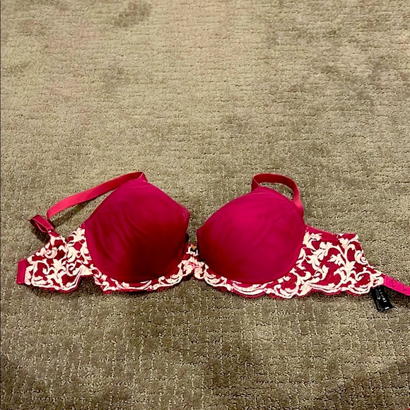 Natori | Intimates & Sleepwear | Like New Natori 32g Pink Lace Bra ...
